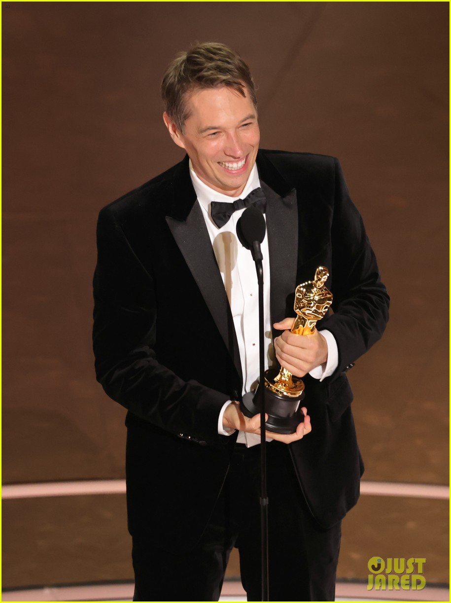 'Anora' Wins Best Picture at Oscars 2025, Director Sean Baker Makes History with Four Wins in ...