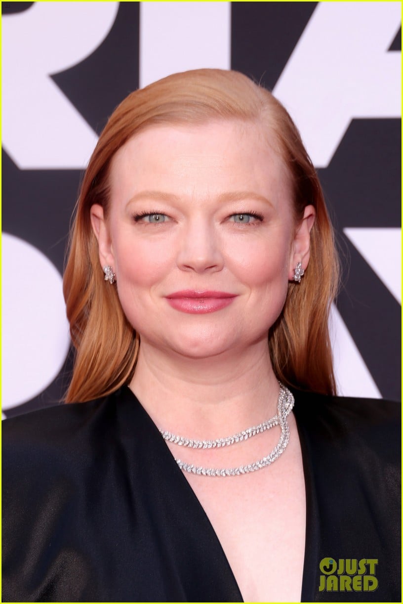 Sarah Snook Gets Support from 'Succession' Family, Including a Kieran ...
