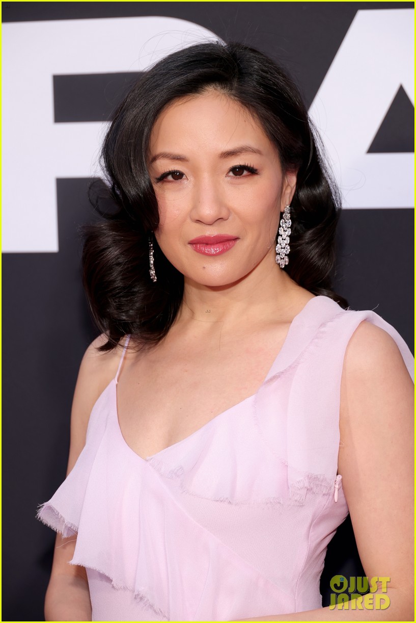 Sarah Snook Gets Support from 'Succession' Family, Including a Kieran ...