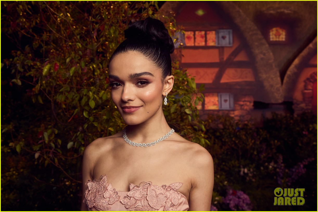 Rachel Zegler & Gal Gadot Attend Scaled Back 'Snow White' Premiere In Los Angeles: Photo 5137534 ...