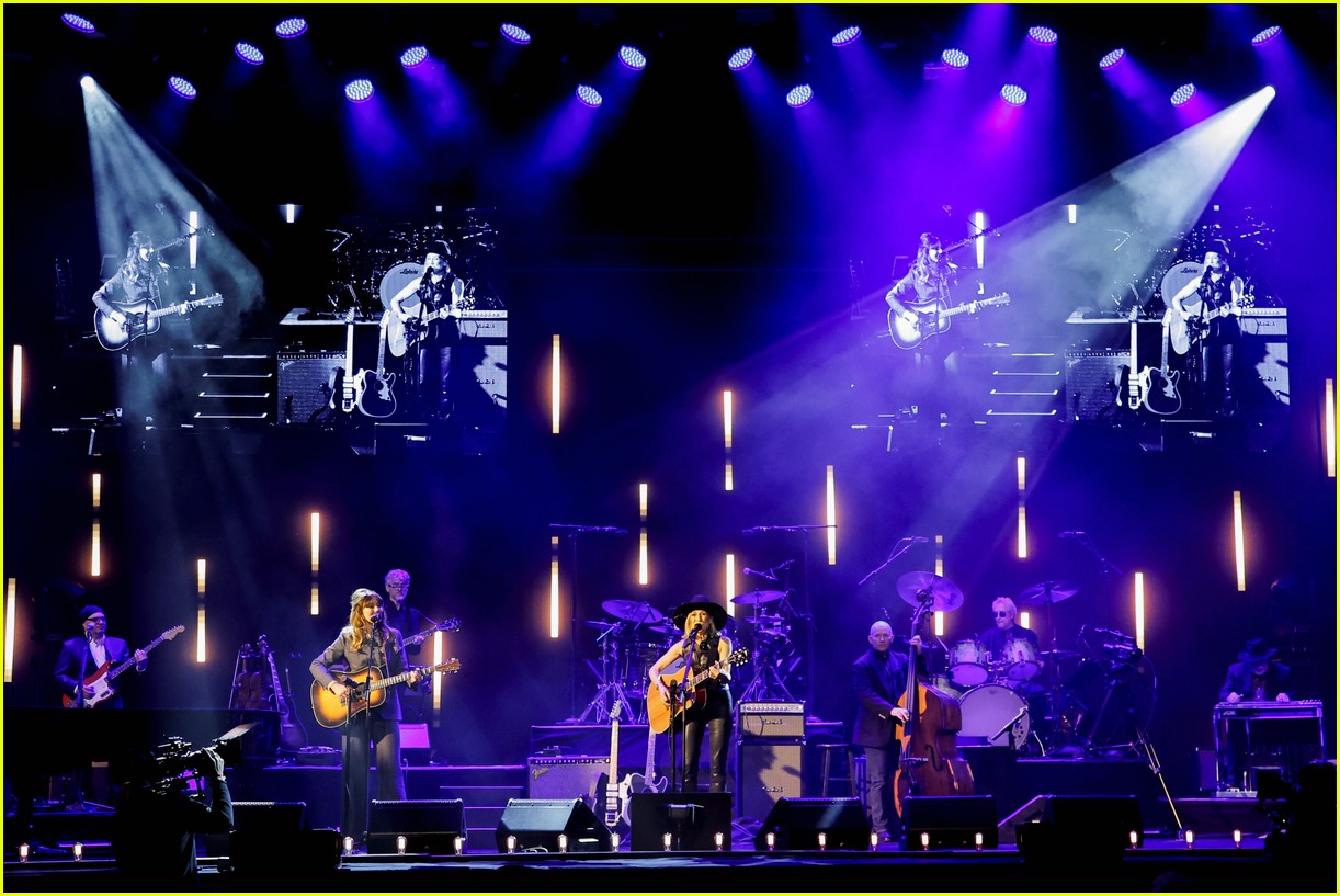 Ringo Starr's CBS Concert Lineup: Every Performer for 'Ringo & Friends at the Ryman': Photo ...