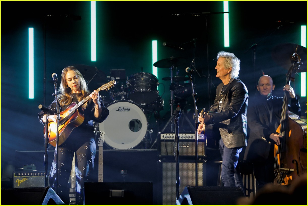 Ringo Starr's CBS Concert Lineup: Every Performer for 'Ringo & Friends at the Ryman': Photo ...