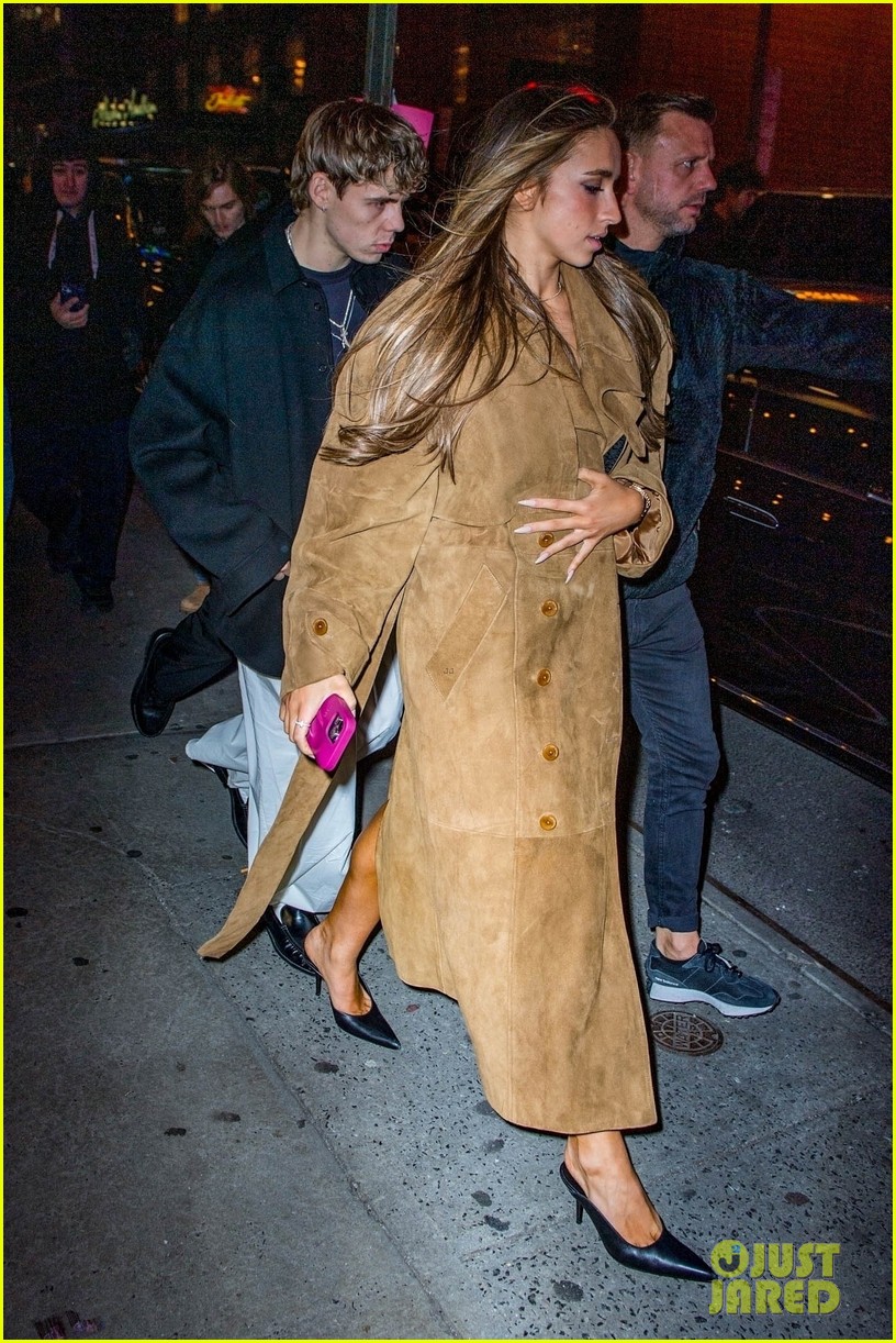 Photo: tate mcrae the kid laroi oscars 2025 29 | Photo 5133148 | Just ...