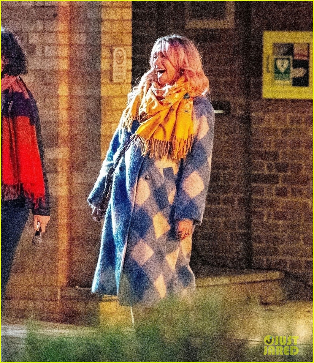 Kate Winslet Spotted Filming Her Directorial Debut Movie 'Goodbye June ...
