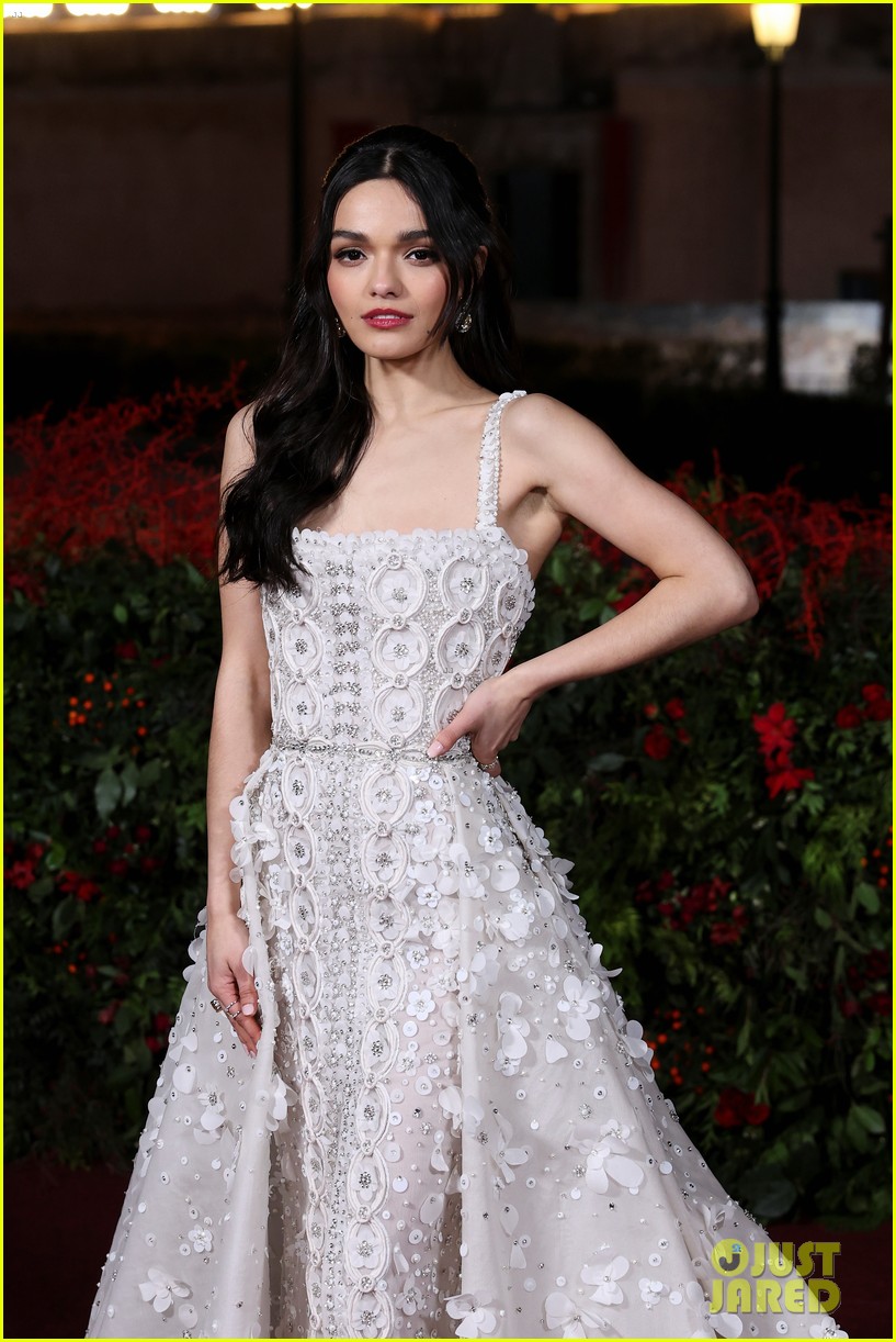 Photo: rachel zegler snow white spain 03 | Photo 5136663 | Just Jared ...