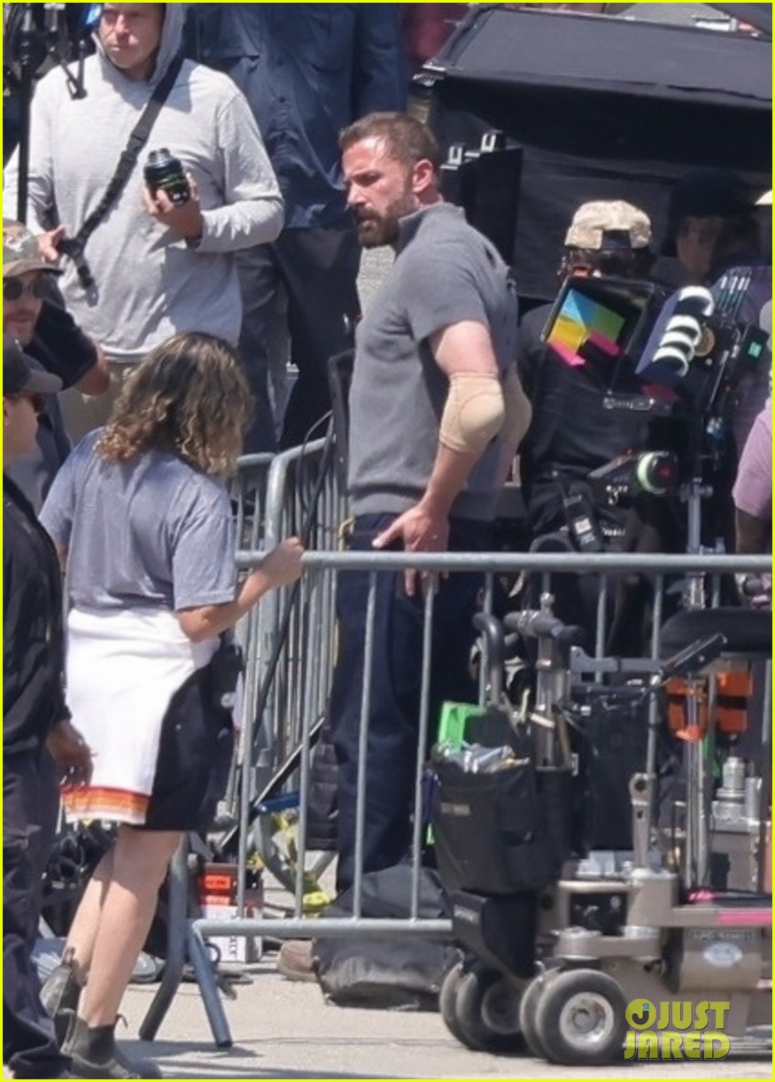 Ben Affleck's Famous Back Tattoo Looks Different: the Once Colorful ...