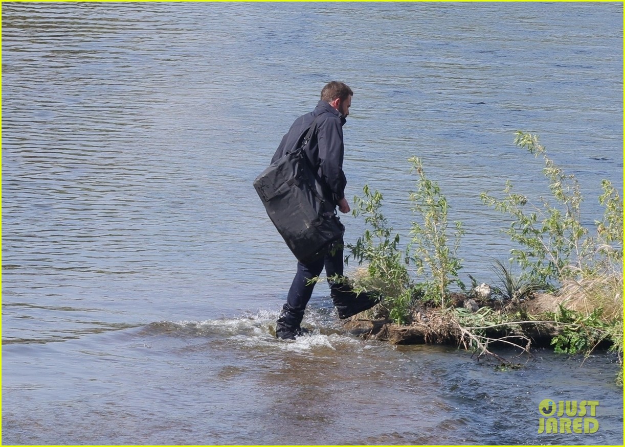 Ben Affleck's Famous Back Tattoo Looks Different: the Once Colorful ...