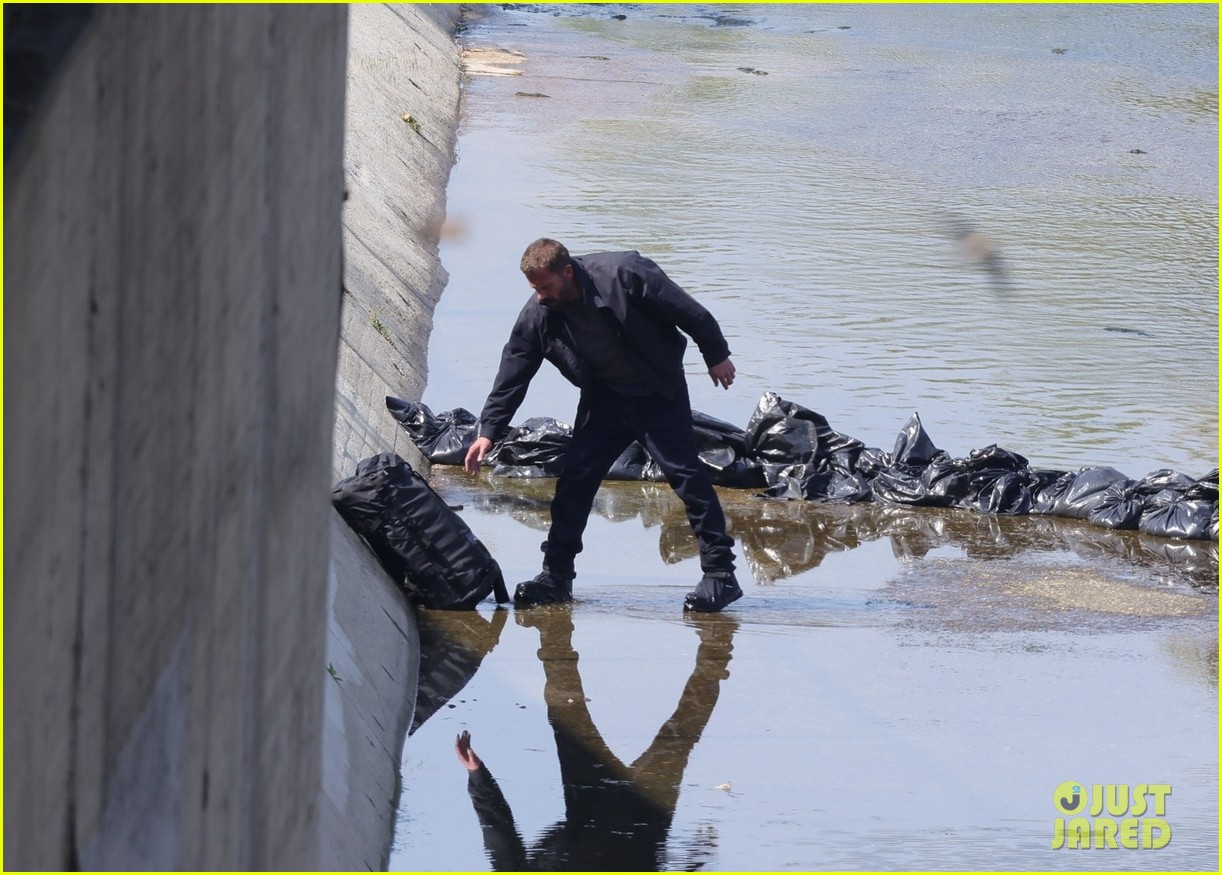 Ben Affleck's Famous Back Tattoo Looks Different: the Once Colorful ...