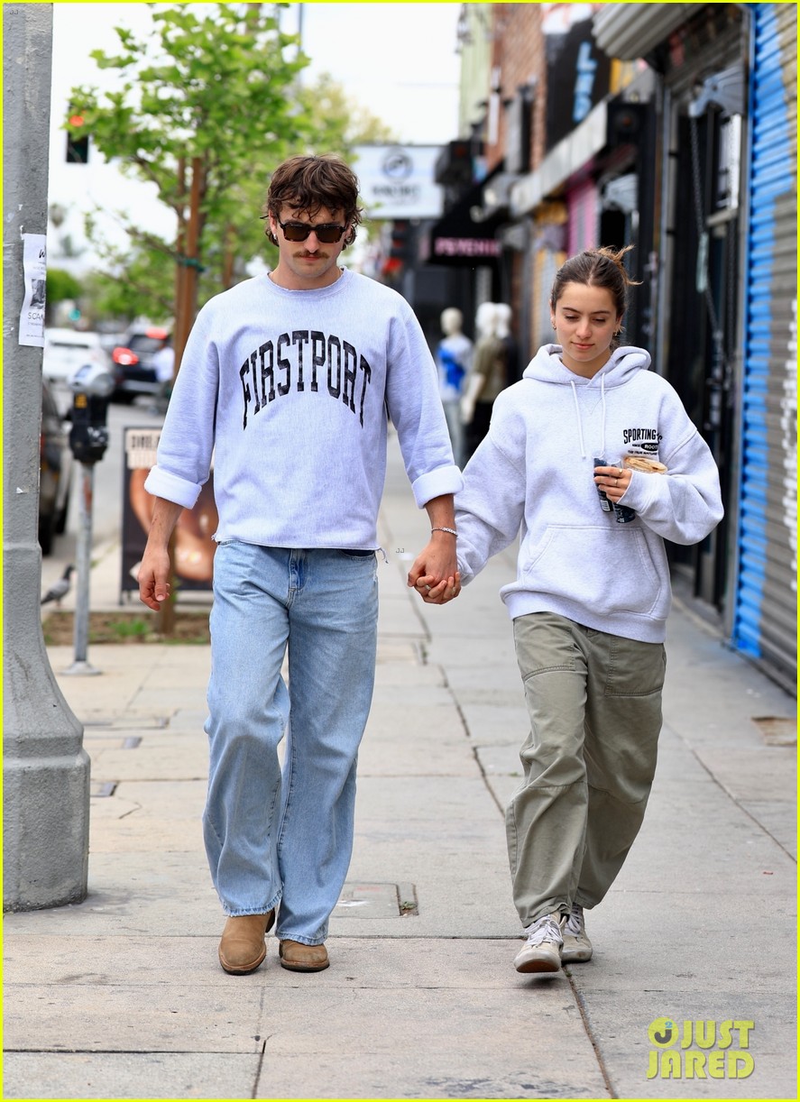 Benson Boone & His Girlfriend Maggie Thurmon Stop by a Piercing Place in LA!: Photo 5146216 ...