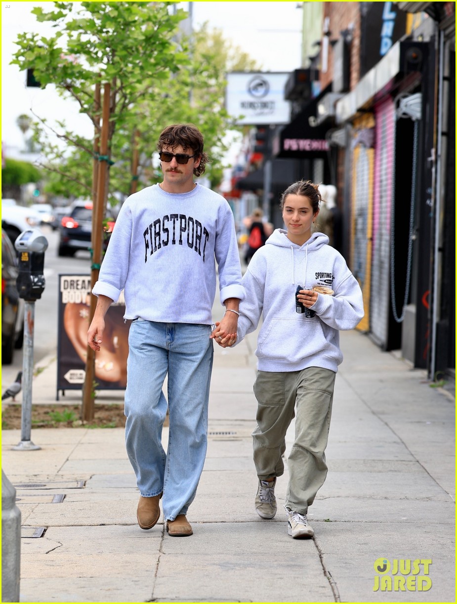 Benson Boone & His Girlfriend Maggie Thurmon Stop by a Piercing Place in LA!: Photo 5146233 ...