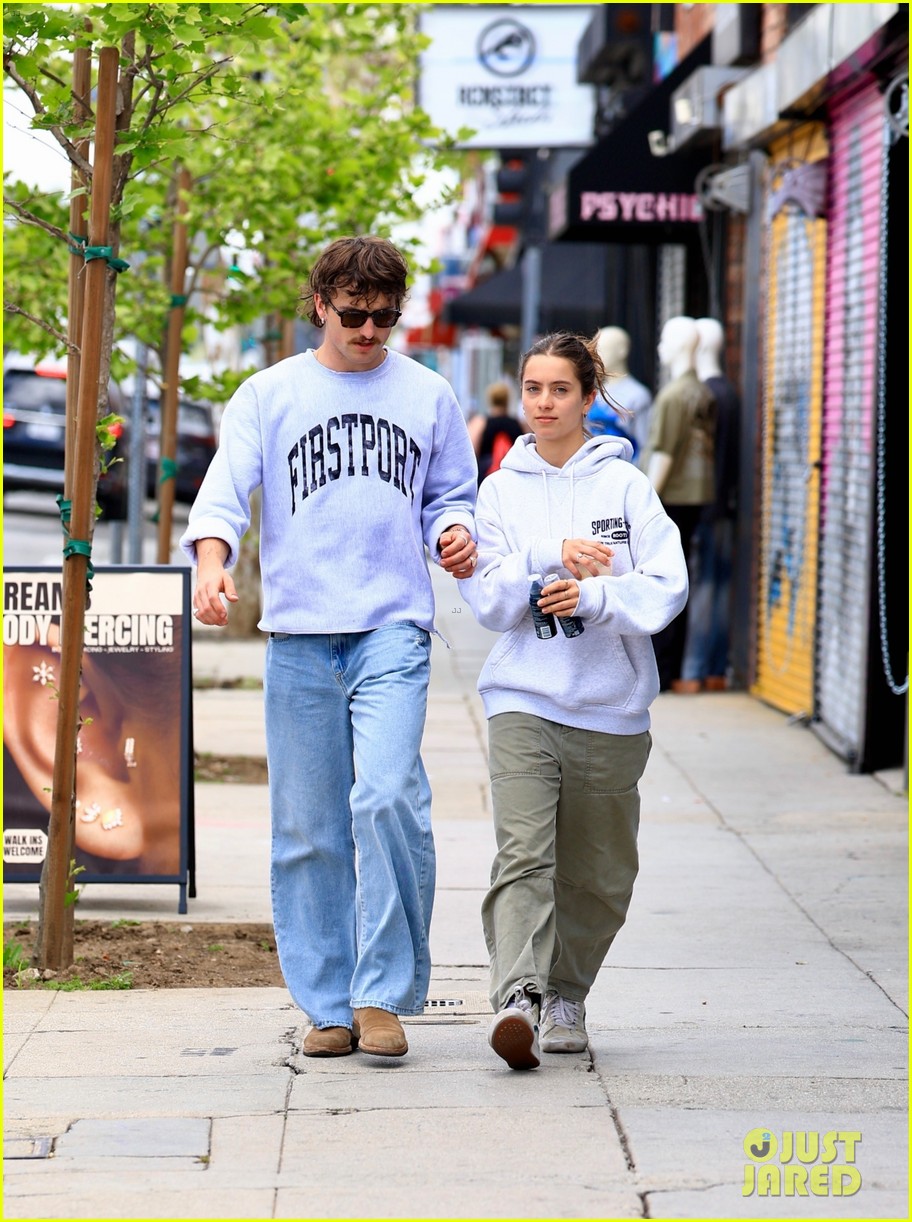 Benson Boone & His Girlfriend Maggie Thurmon Stop by a Piercing Place ...