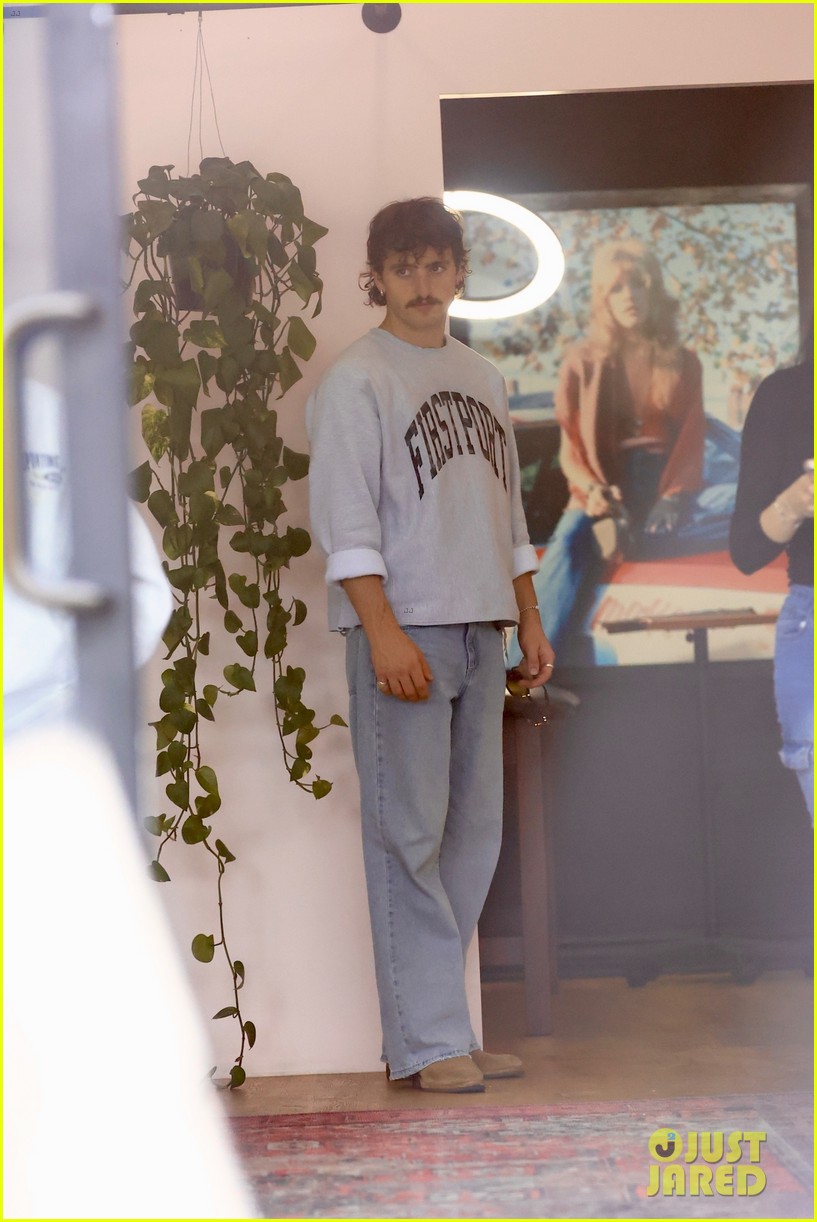 Benson Boone & His Girlfriend Maggie Thurmon Stop by a Piercing Place in LA!: Photo 5146239 ...