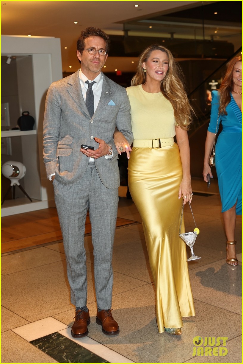 Blake Lively Changes Into Yellow Outfit (Previously Worn by Beyoncé!) to 'Another Simple Favor ...