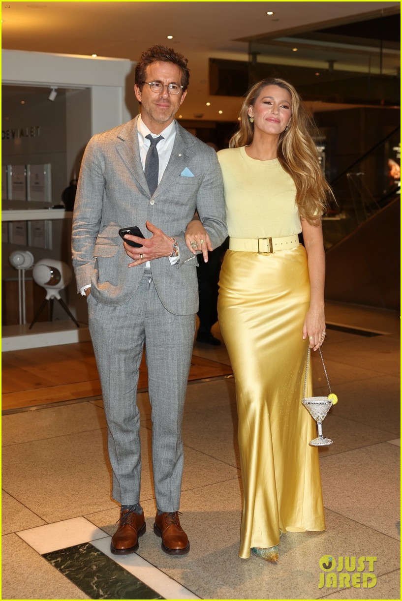 Blake Lively Changes Into Yellow Outfit (Previously Worn by Beyoncé!) to 'Another Simple Favor ...