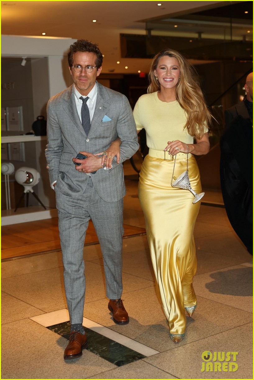 Blake Lively Changes Into Yellow Outfit (Previously Worn by Beyoncé!) to 'Another Simple Favor ...