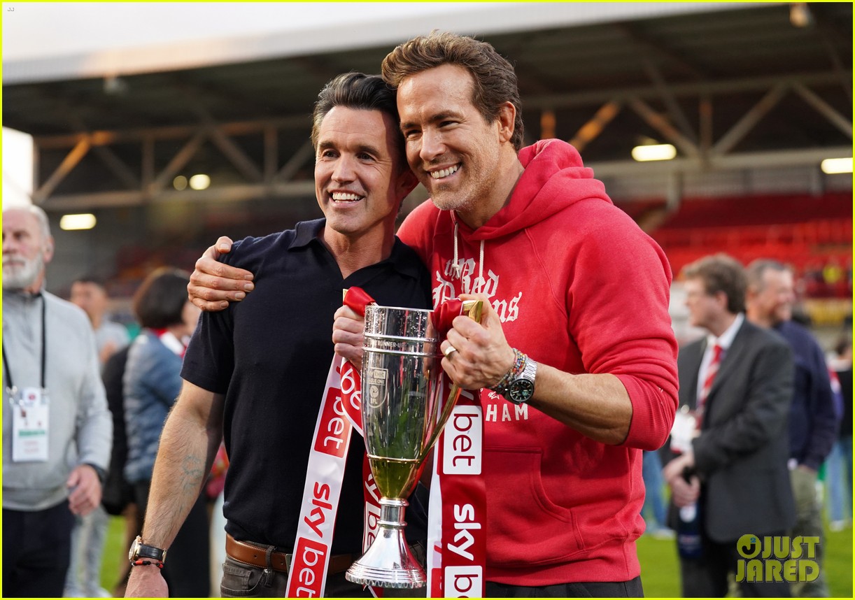 Blake Lively & Aly Raisman Join Ryan Reynolds & Rob McElhenney at Wrexham AFC Game After Time100 ...