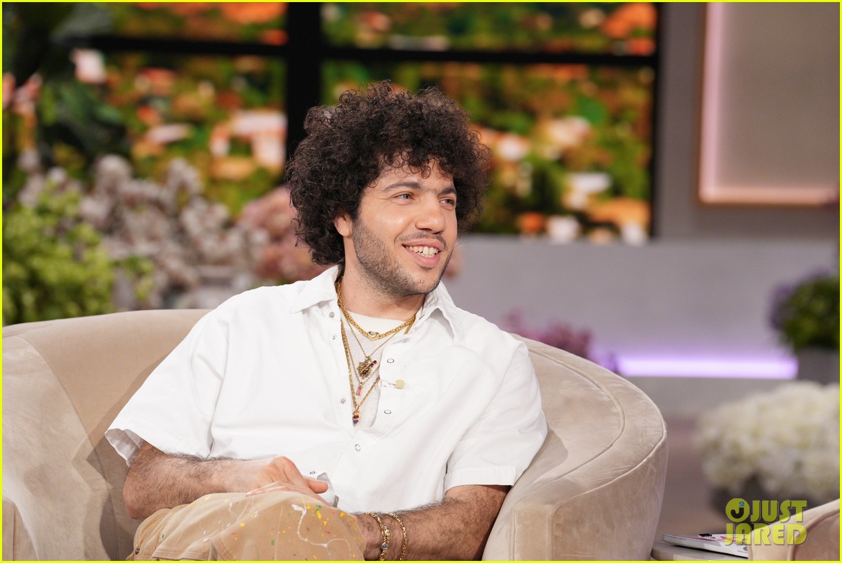 Benny Blanco Reacts to Be Mistaken for Bad Bunny: 'He's So Hot!': Photo ...