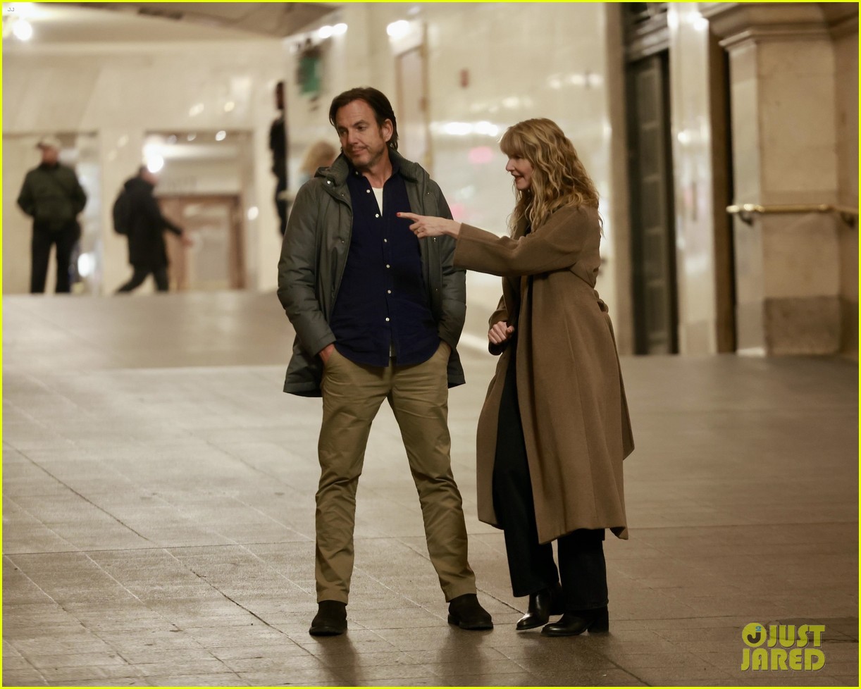 Bradley Cooper Gives Direction to Laura Dern & Will Arnett On Set of ...