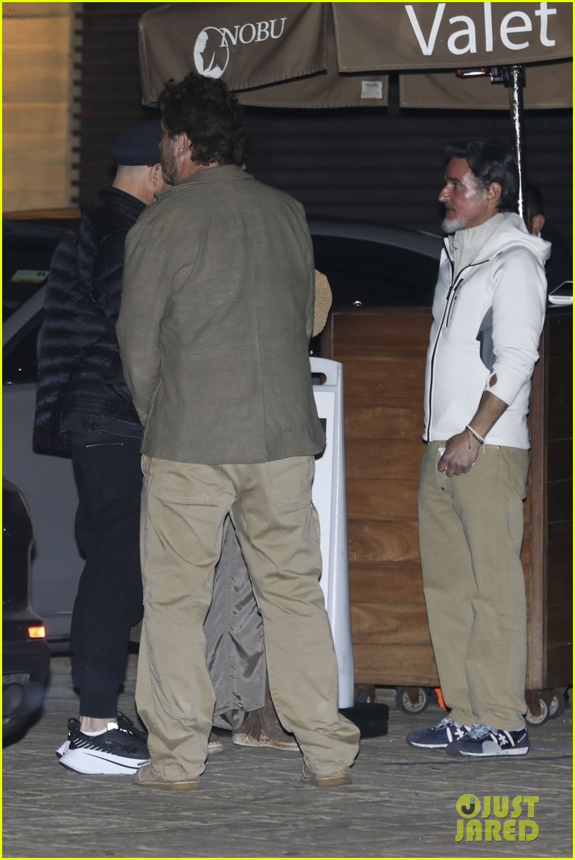 Gerard Butler & Longtime Girlfriend Morgan Brown Step Out for Date Night at Nobu: Photo 5147339 ...