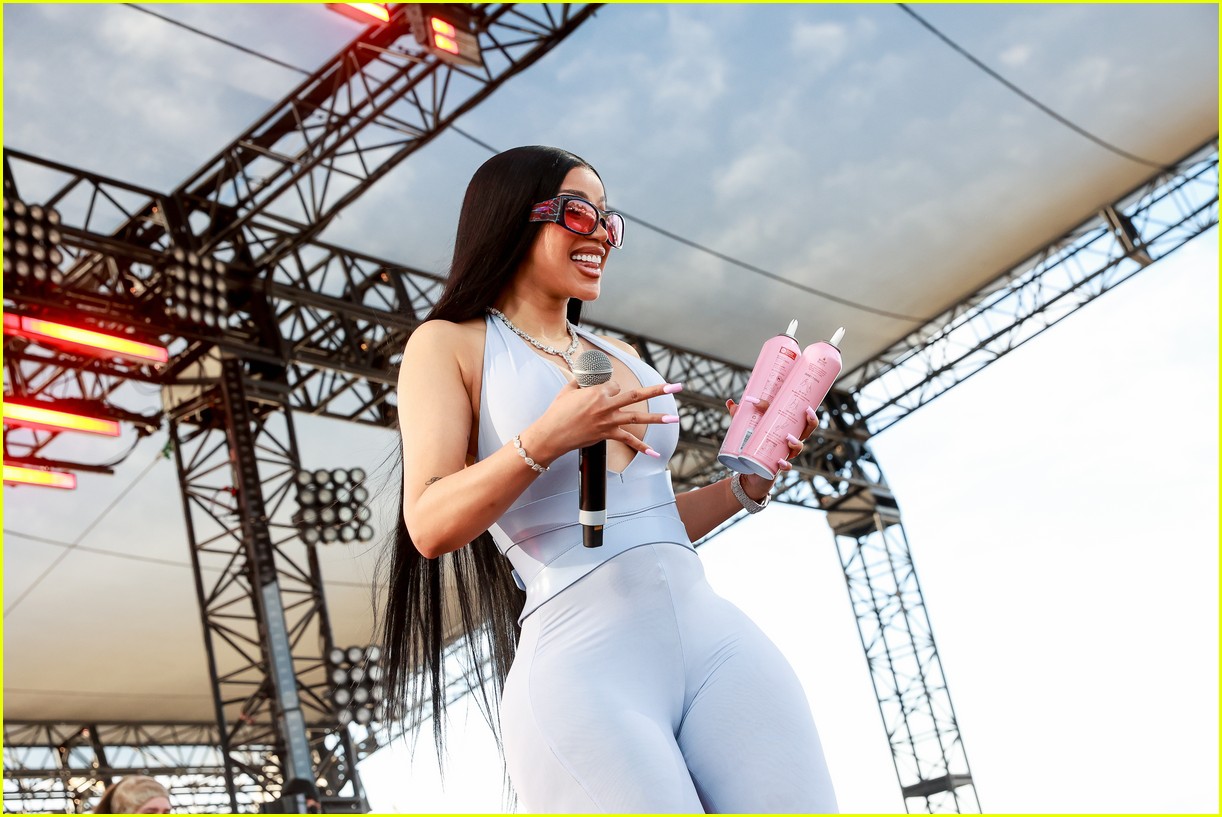 Cardi B Twerks On Stage, Sprays Whipshots Into Fans' Mouths at Revolve ...