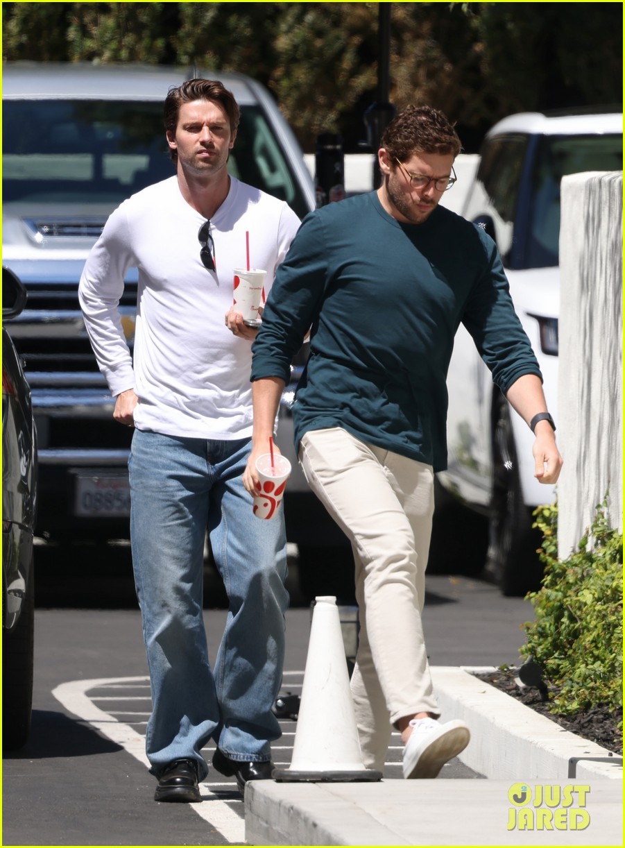 Christopher Schwarzenegger Spotted Looking Fit During Easter Weekend Amid Weight Loss: Photo ...