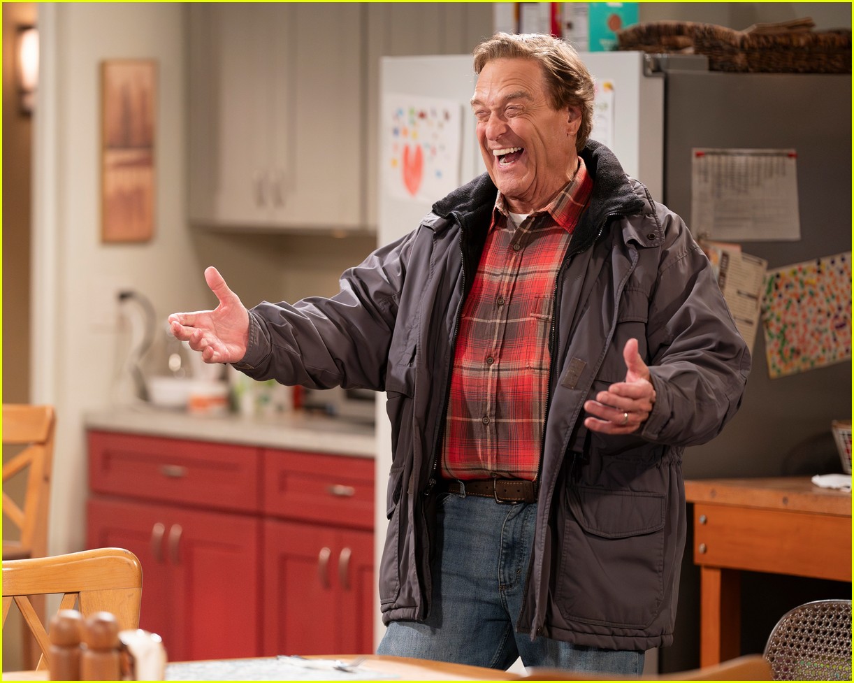 Photo: the conners finale 09 | Photo 5146190 | Just Jared ...