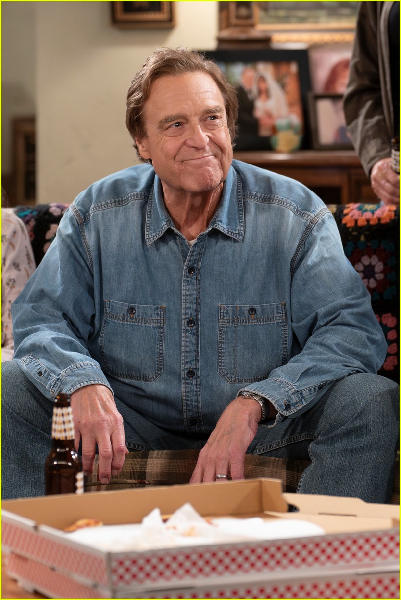 Photo: the conners finale 27 | Photo 5146208 | Just Jared ...