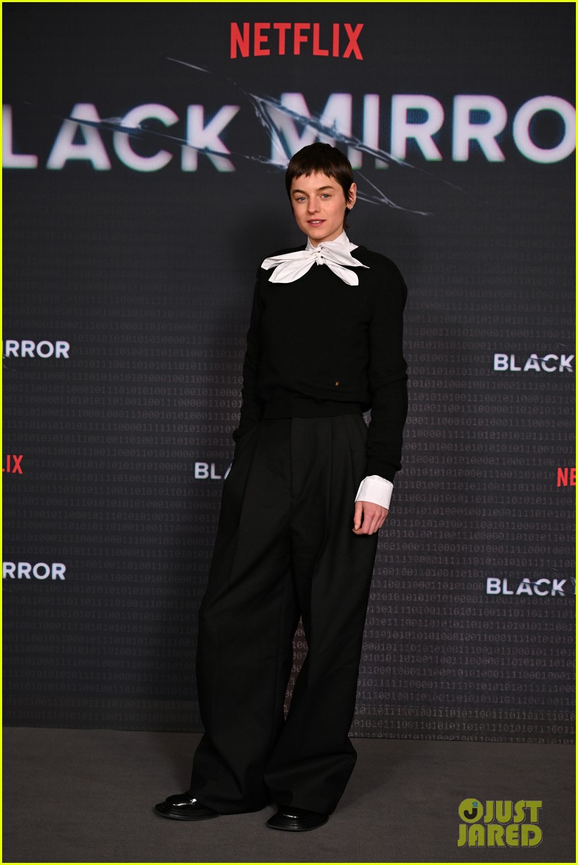 Emma Corrin Joins 'Black Mirror' Creator Charlie Brooker at Season 7 ...