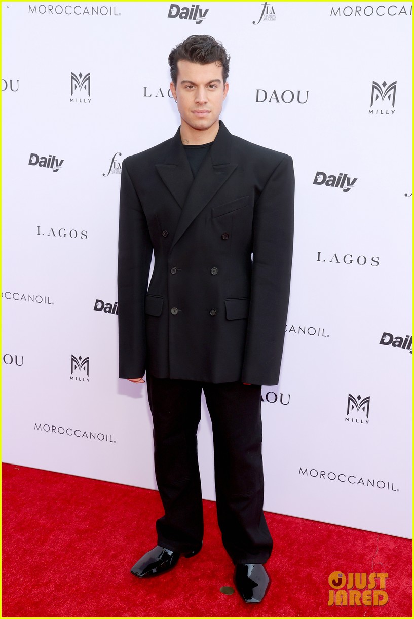 Photo: daily front row fashion la awards 44 | Photo 5148759 | Just ...