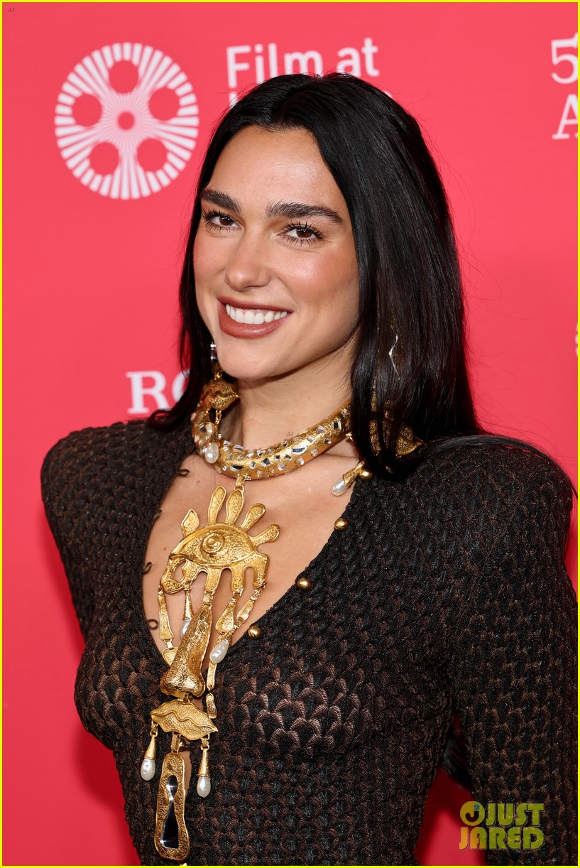 Dua Lipa Pays Tribute to Friend Pedro Almodovar at Chaplin Award Event: Photo 5150445 | Pedro ...