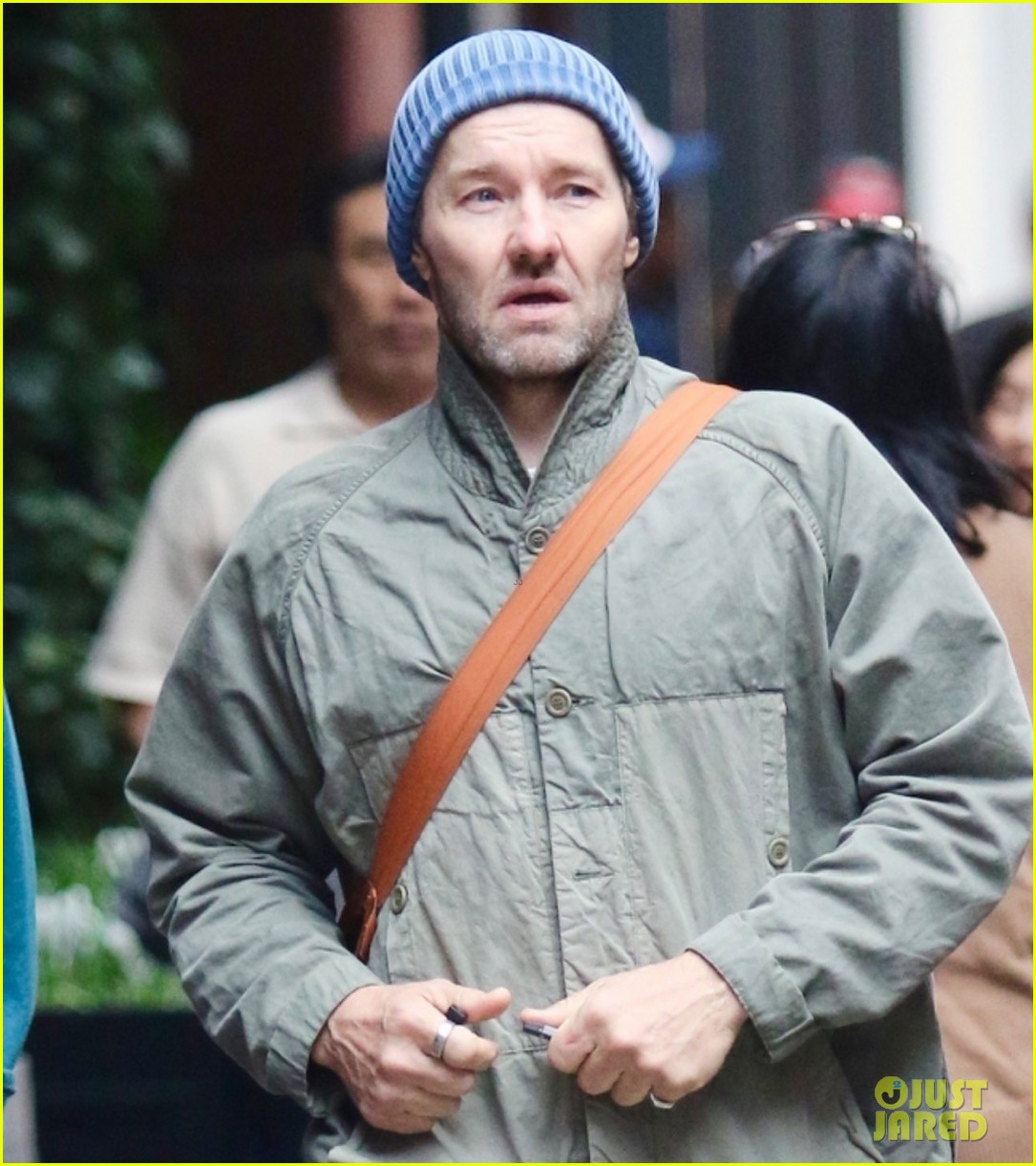 Joel Edgerton Meets Up with 'It Comes at Night' Co-Star Christopher Abbott for Day Out in NYC ...