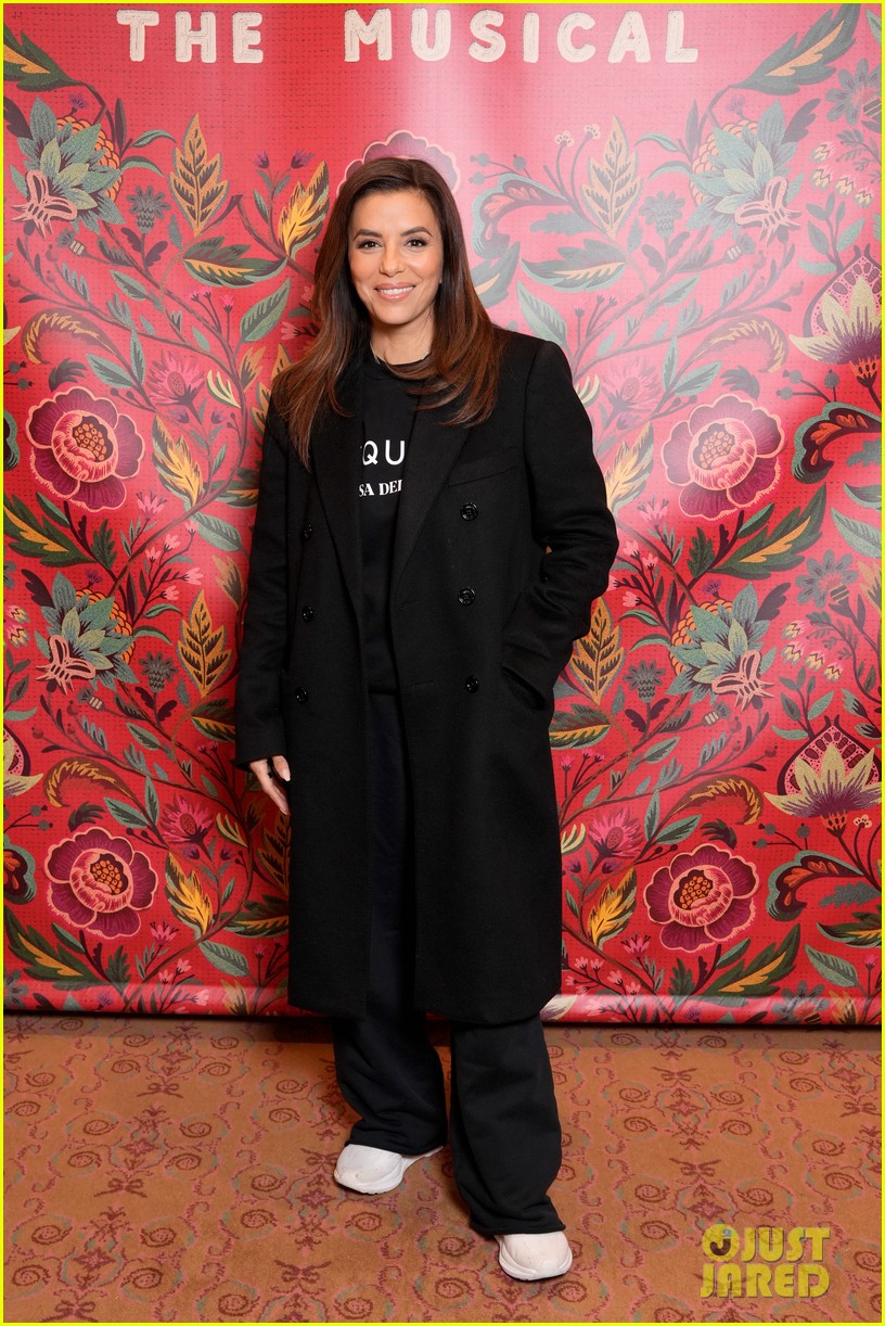 Eva Longoria, Gloria Estefan, & More VIPs Show Up at 'Real Women Have ...