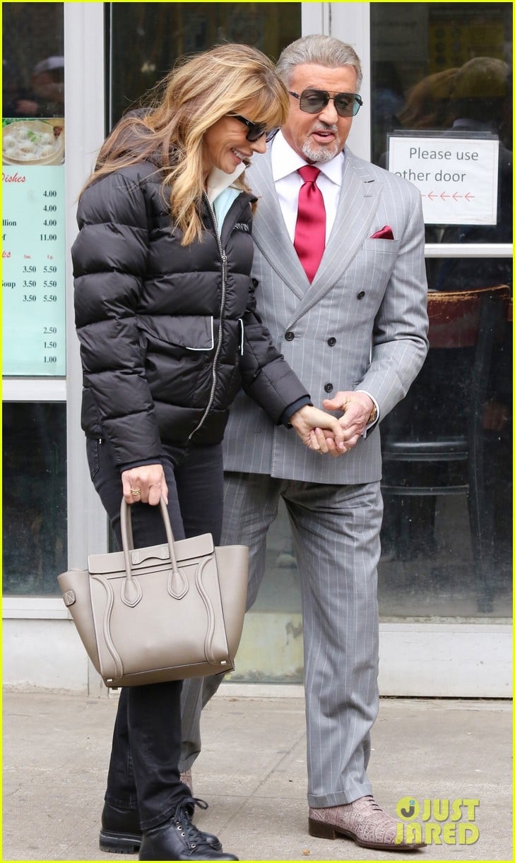 Sylvester Stallone Gets Visit From Wife Jennifer Flavin on 'Tulsa King ...