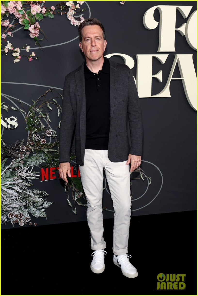 Tina Fey, Steve Carrell & More Premiere New Series 'The Four Seasons ...