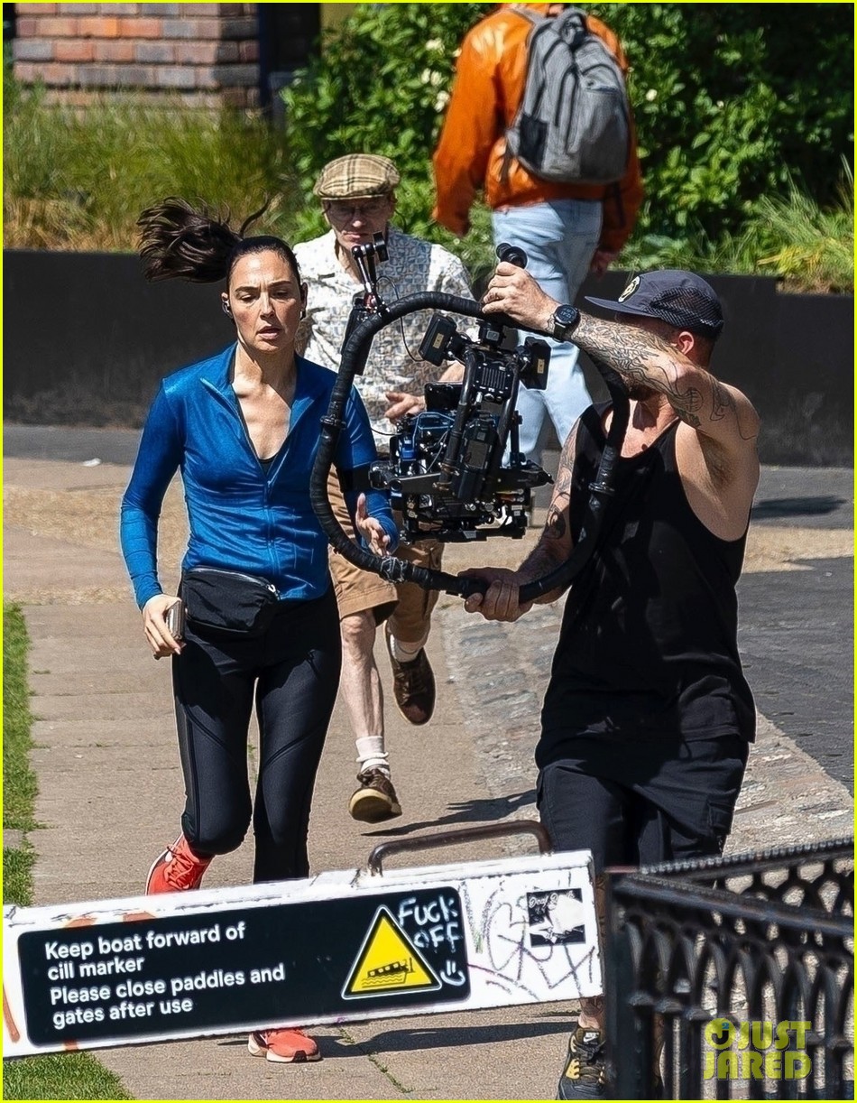 Gal Gadot Celebrates Her 40th Birthday by Filming Action-Packed Running ...