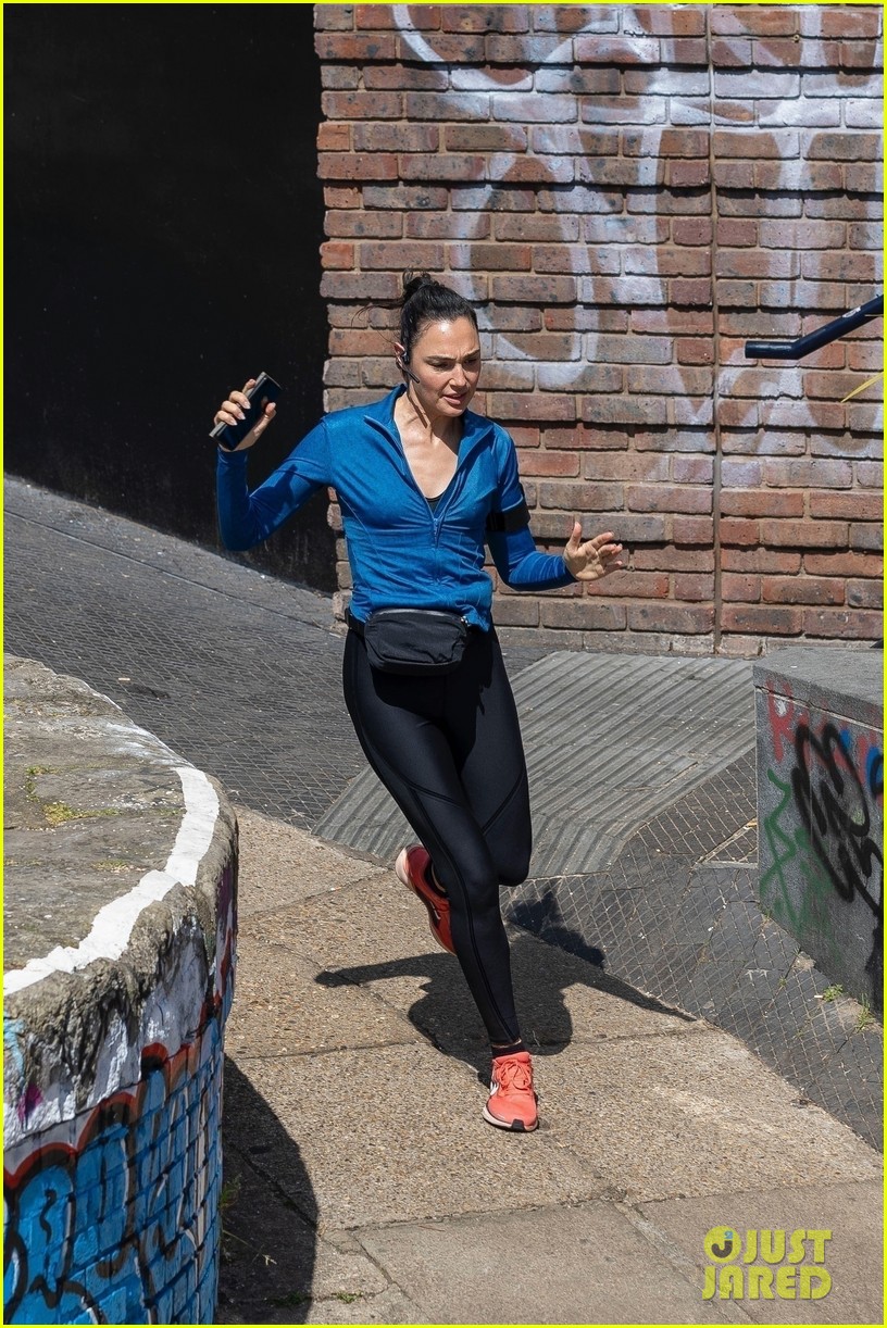 Gal Gadot Celebrates Her 40th Birthday by Filming Action-Packed Running ...
