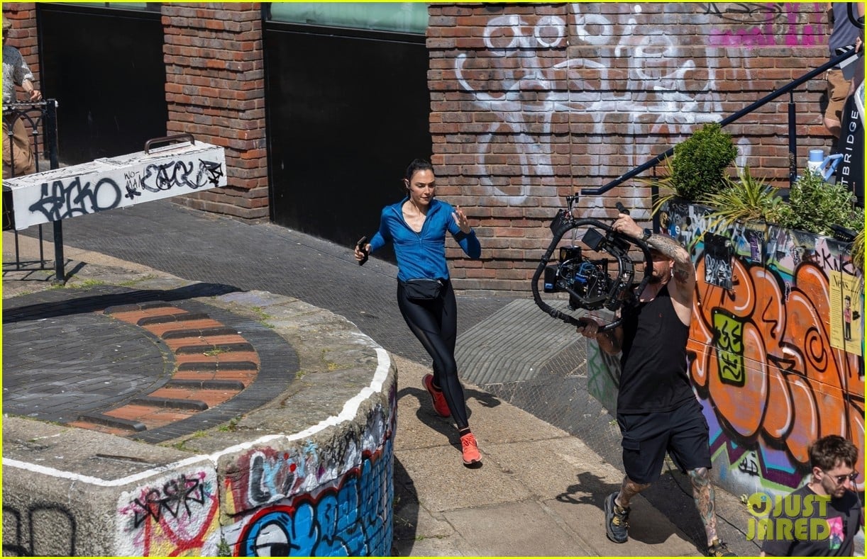 Gal Gadot Celebrates Her 40th Birthday by Filming Action-Packed Running ...