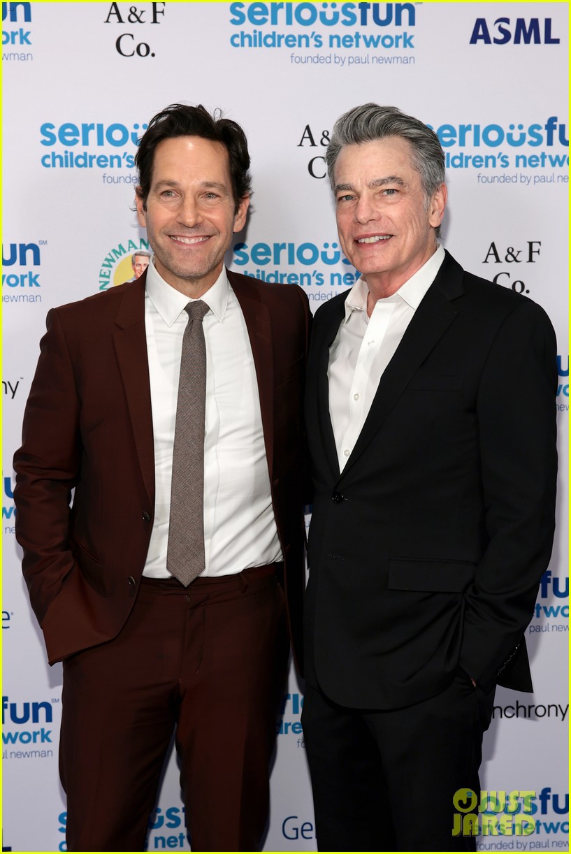 Tom Hanks, Paul Rudd, Ayo Edebiri, & More Stars Support a 'Night of ...