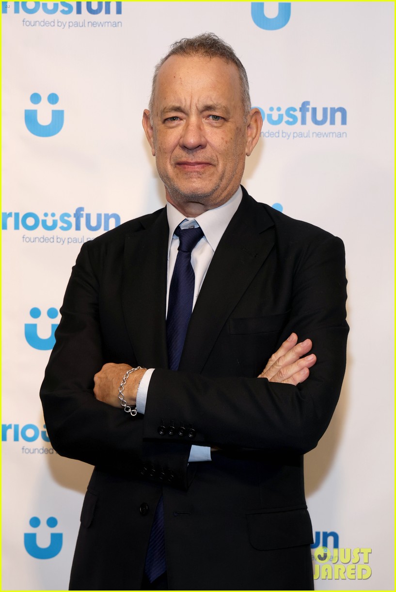 Tom Hanks, Paul Rudd, Ayo Edebiri, & More Stars Support a 'Night of ...