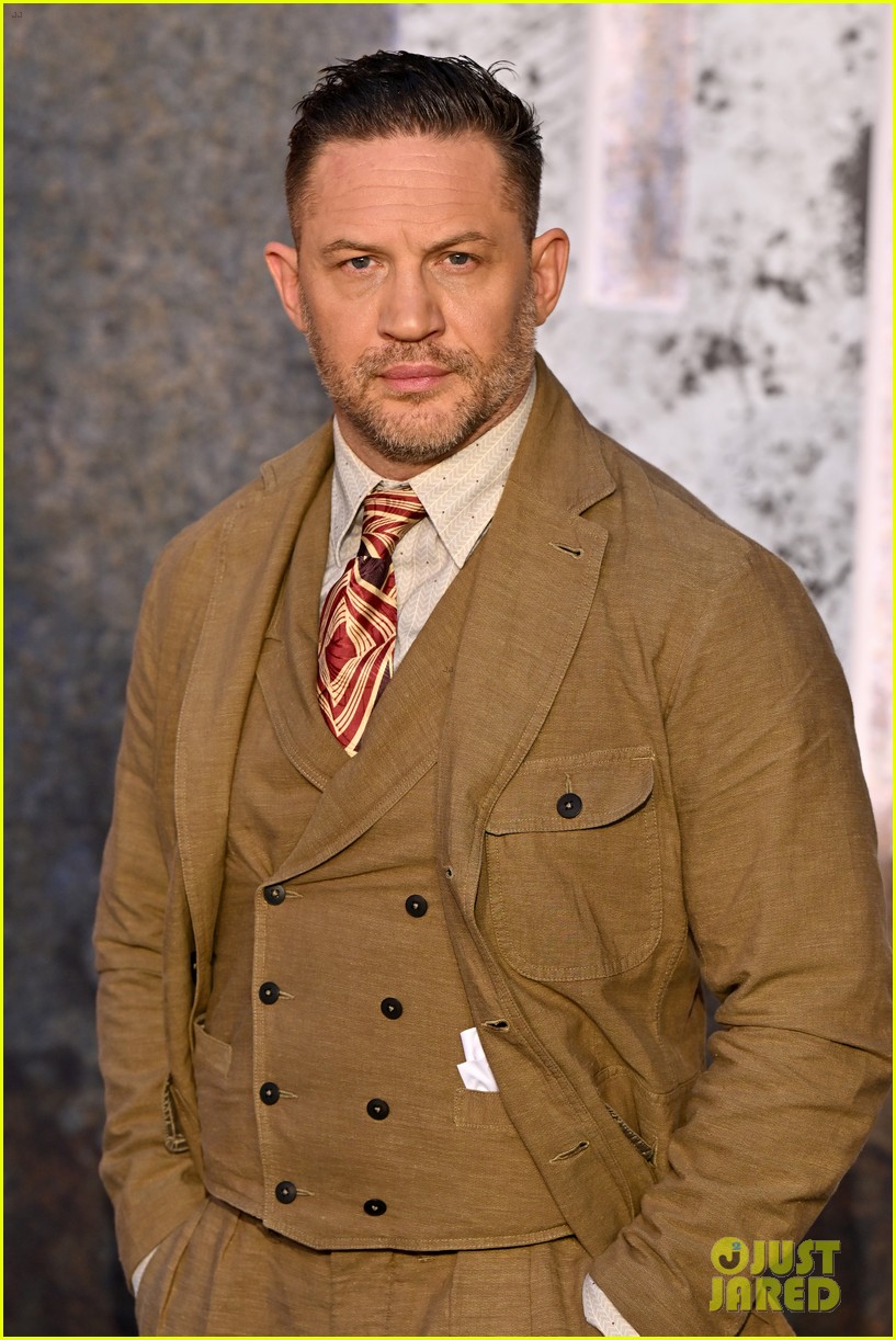 Tom Hardy Suits Up for Netflix's 'Havoc' London Premiere: Photo 5146067 ...