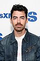 Joe Jonas Settles Fan Debate Over His Eye Color With New Instagram Post ...