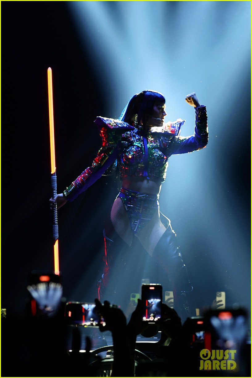 Katy Perry 'Lifetimes Tour' Set List Revealed After Opening Night in Mexico City: Photo 5148356 ...