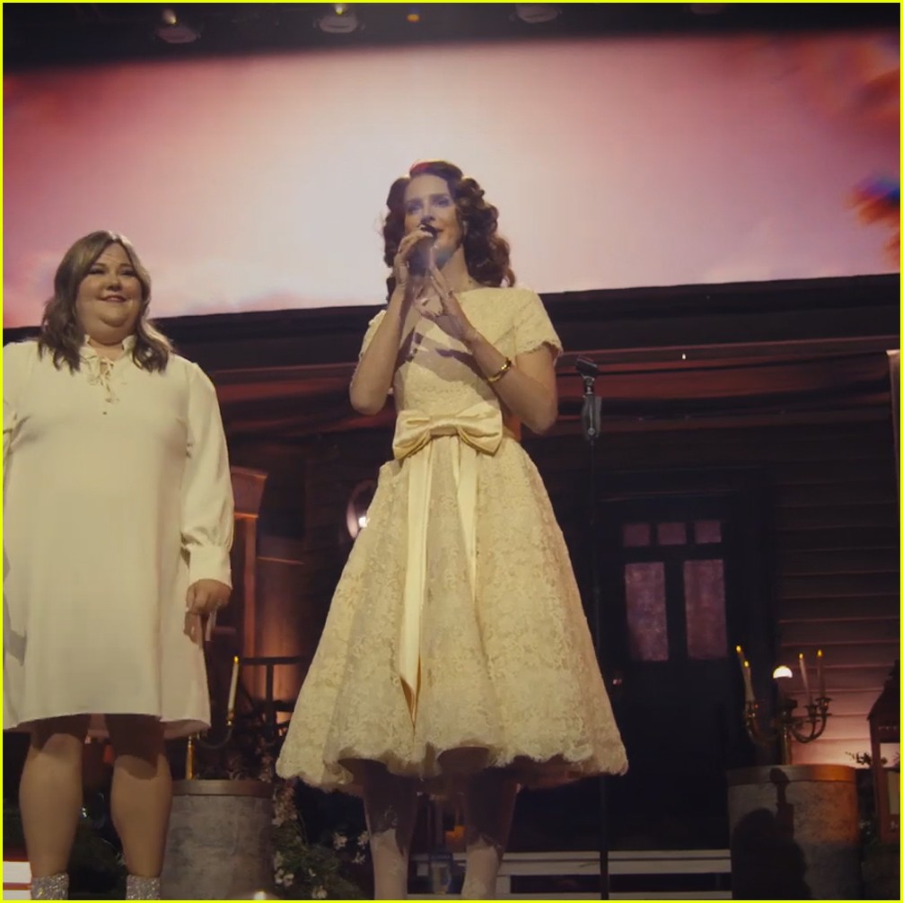 Lana Del Rey Says She Kissed Morgan Wallen, Debuts 3 New Songs While Performing at Stagecoach ...