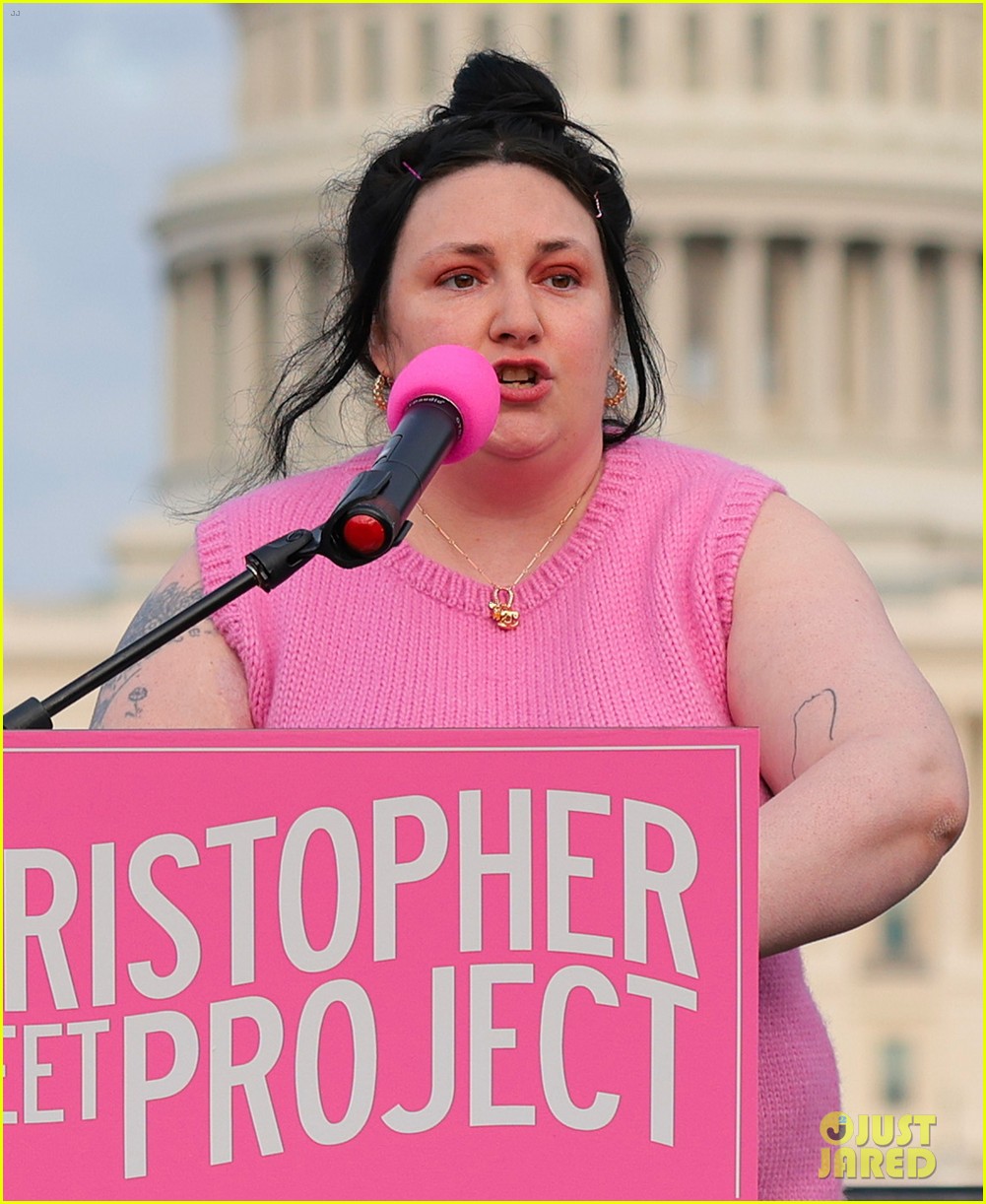 Lena Dunham Makes Rare Public Appearance at Trans Day of Visibility ...