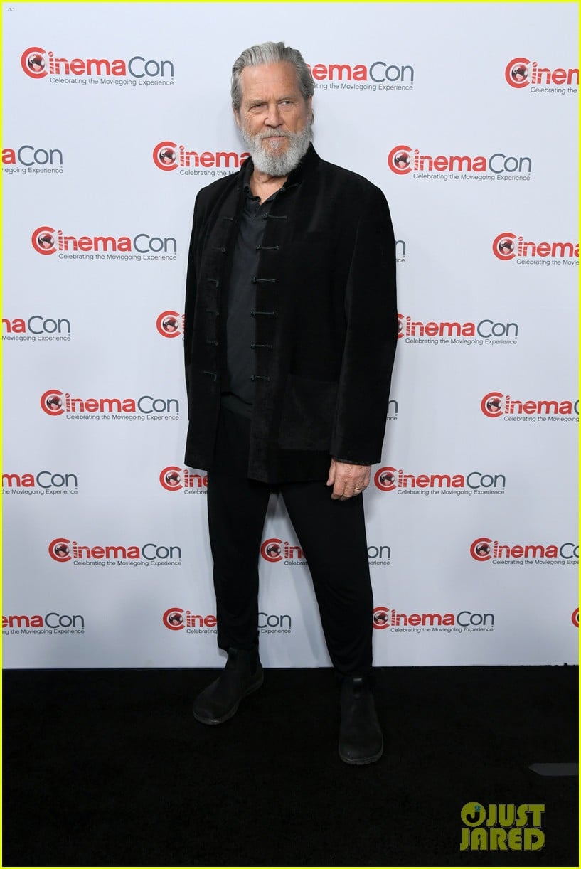 Jared Leto & Jeff Bridges Tease Upcoming 'Tron: Ares' at CinemaCon 2025, Debut First Trailer ...