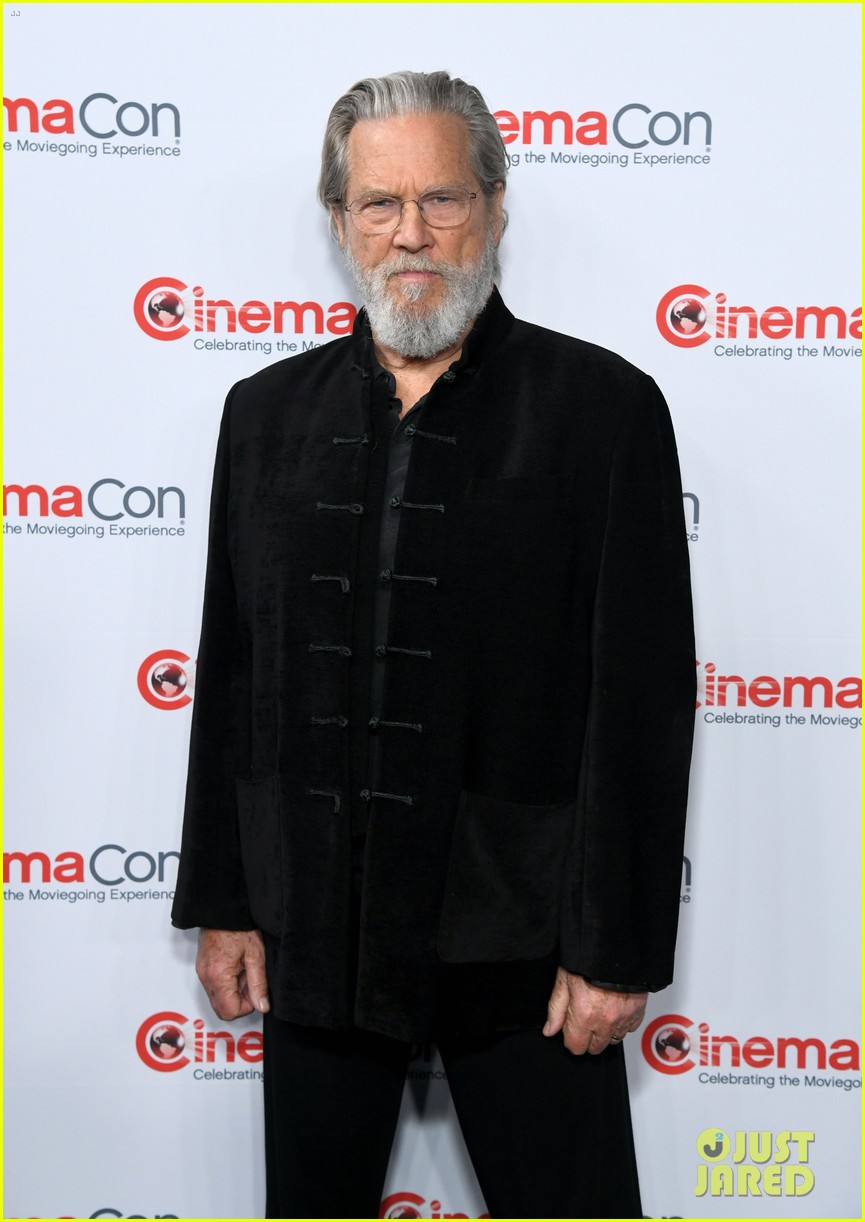 Jared Leto & Jeff Bridges Tease Upcoming 'Tron: Ares' at CinemaCon 2025 ...