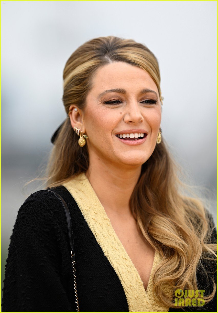 Blake Lively & Anna Kendrick Kick Off 'Another Simple Favor' Press Tour with Henry Golding ...