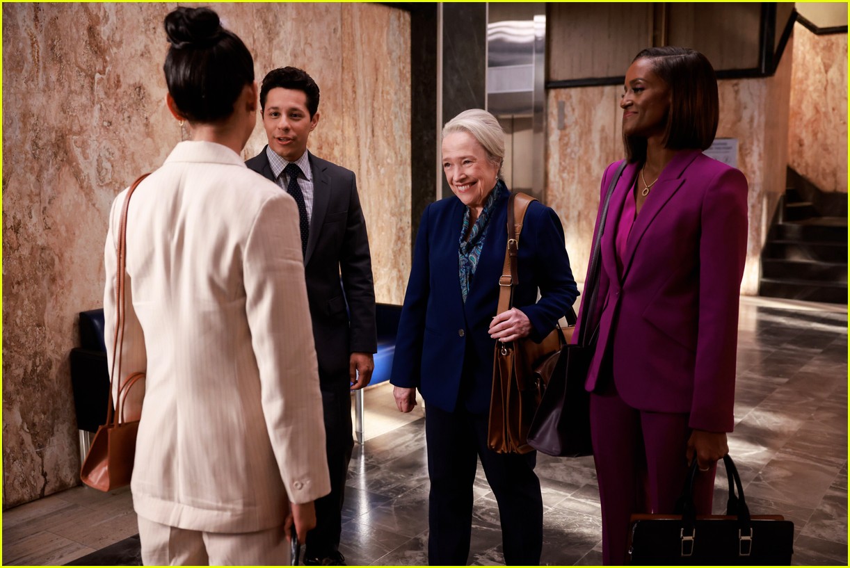 'Matlock' Season 1 Finale: Who Hid the Documents? Photos & Cast Tease ...