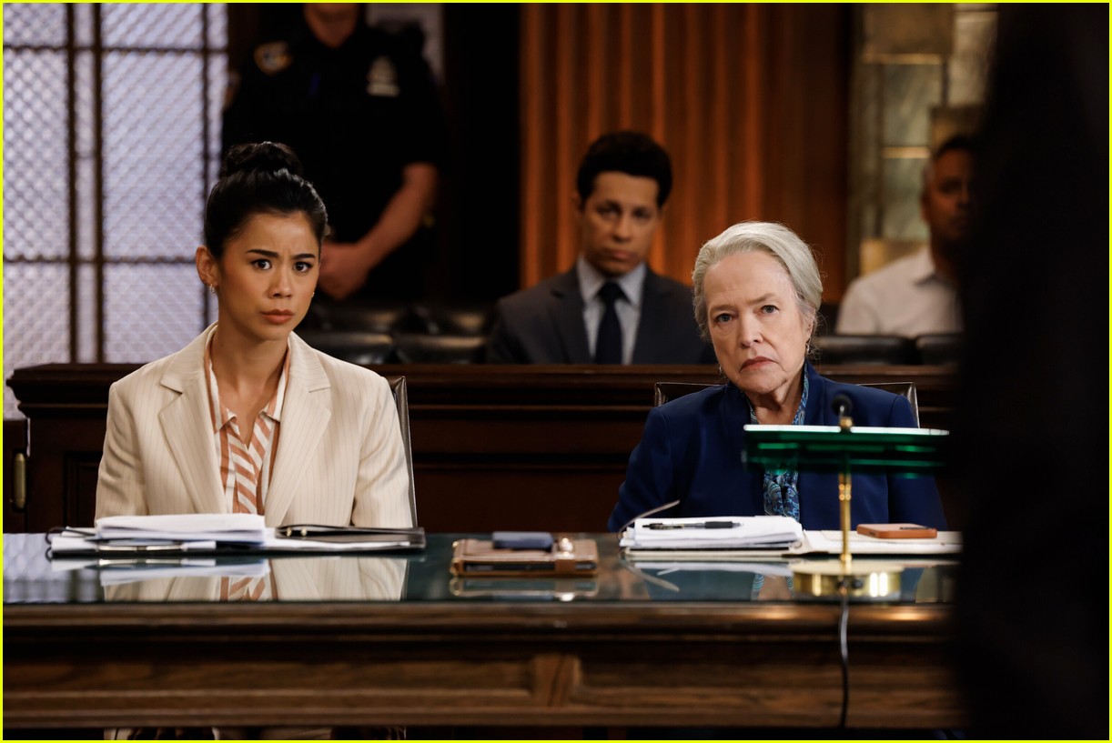 'Matlock' Season 1 Finale: Who Hid the Documents? Photos & Cast Tease Revealed!: Photo 5145343 ...