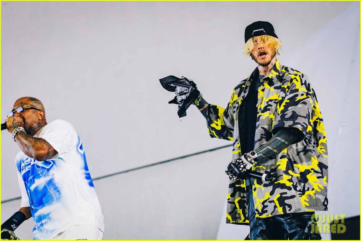 Machine Gun Kelly Makes Surprise Appearance at Coachella 2025 After ...